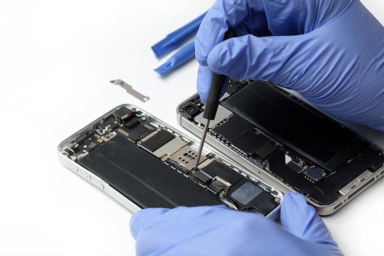 Phone Repairs | Same-day service | Vodafone Fix & Go